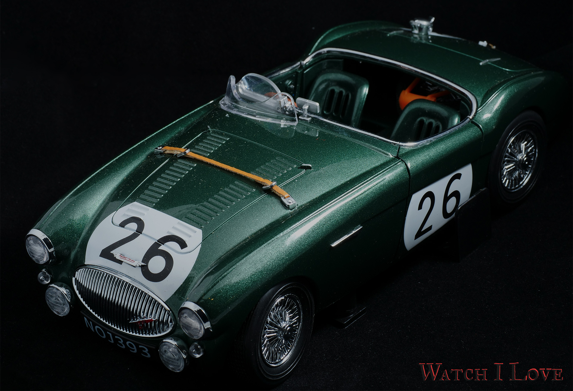 Hands-on review of the Frederique Constant Vintage Rally Healey ...
