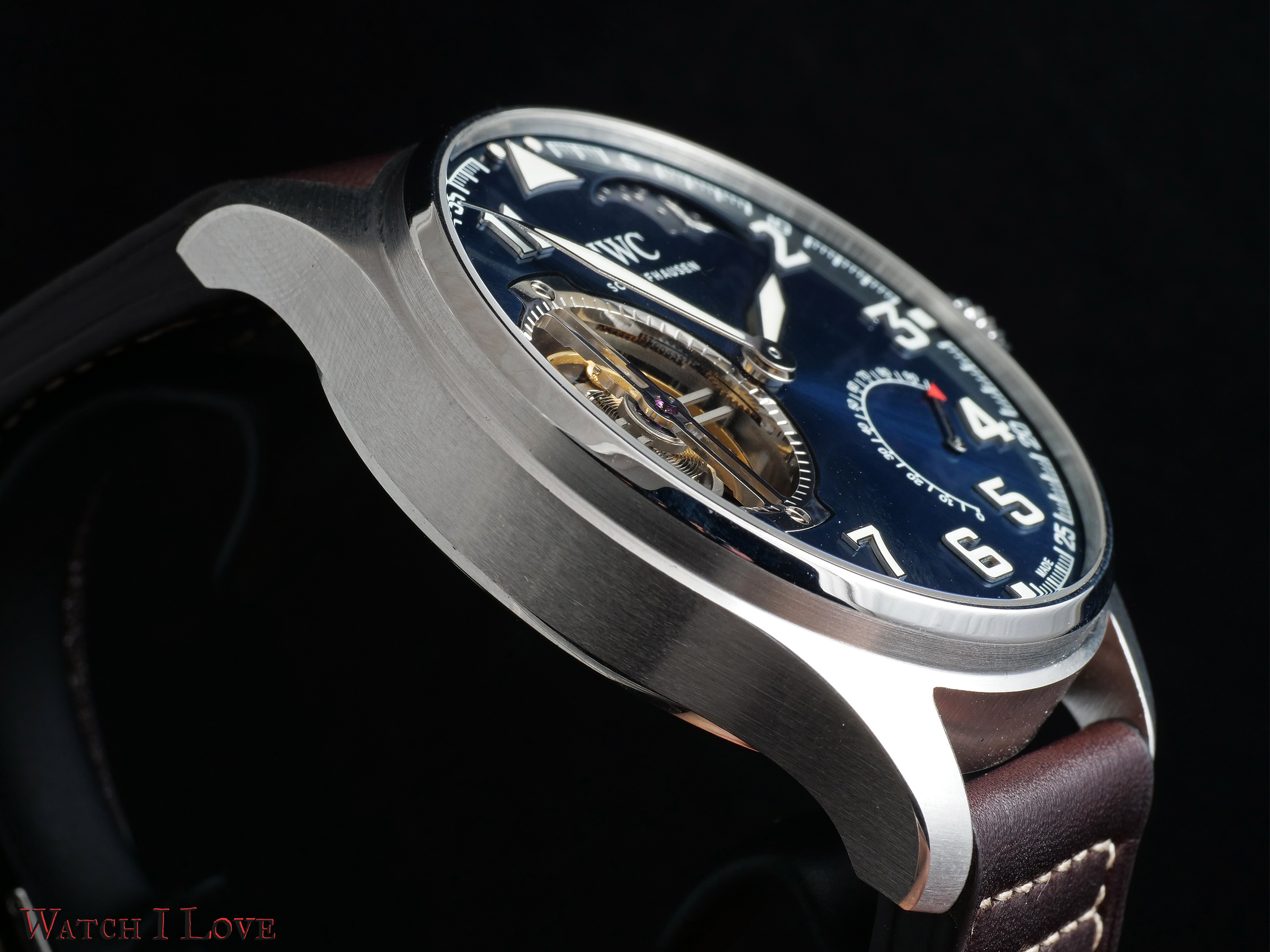 Review: IWC Big Pilot’s Watch Constant-Force Tourbillon Edition "Le ...
