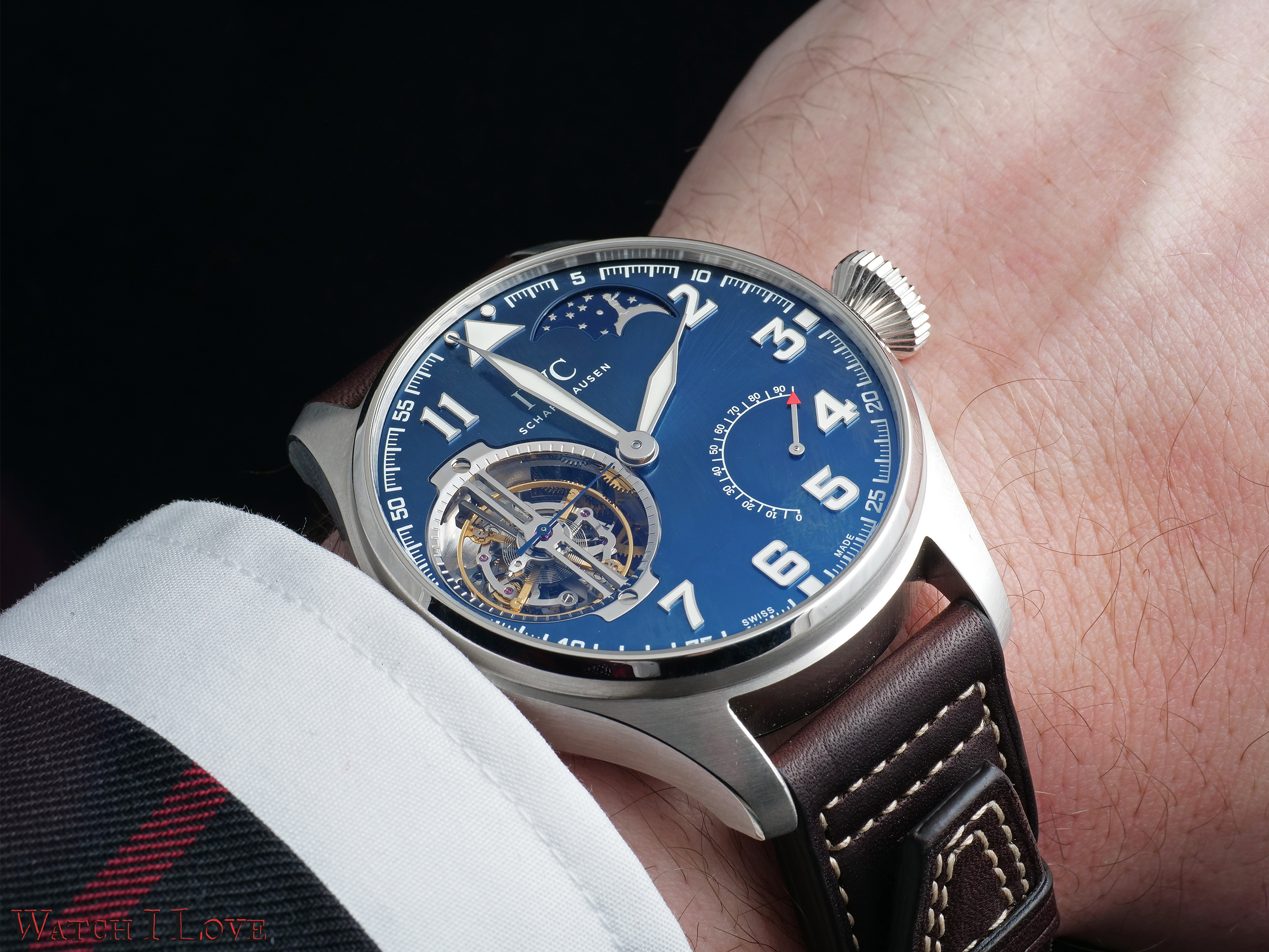 Review: IWC Big Pilot’s Watch Constant-Force Tourbillon Edition "Le ...