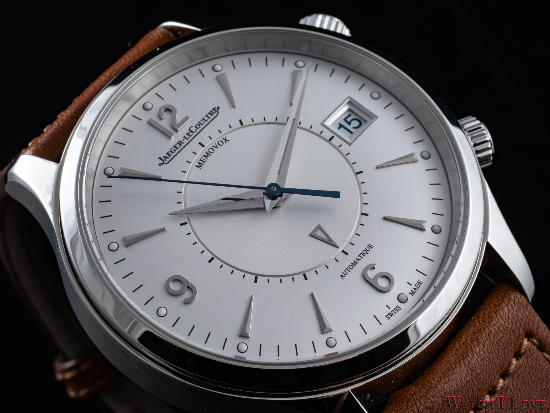 Jaeger-LeCoultre Memovox side by side: Master Control & Polaris Mariner ...