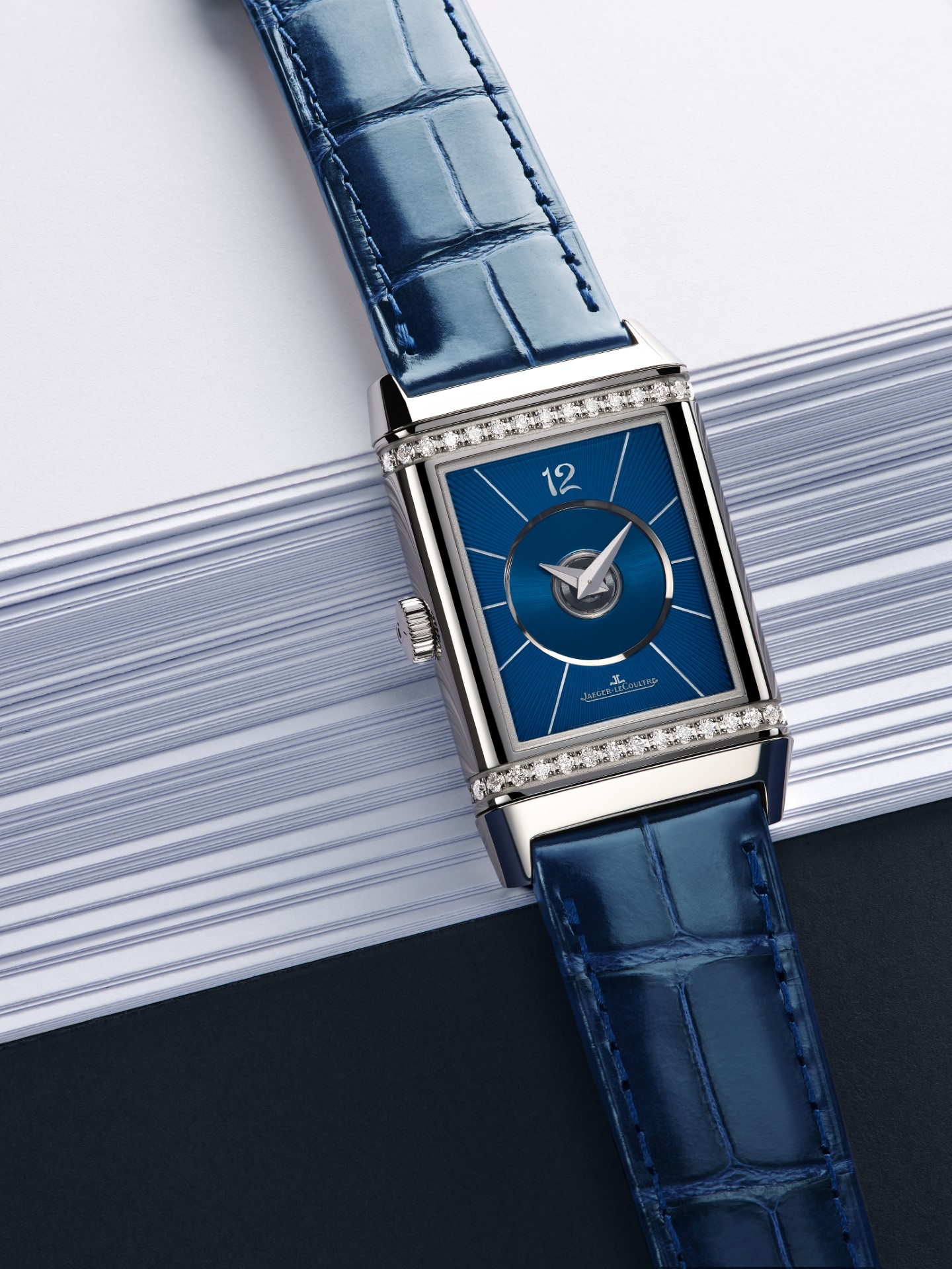 Jaeger-LeCoultre introduces the Reverso Duetto Medium - Watch I Love