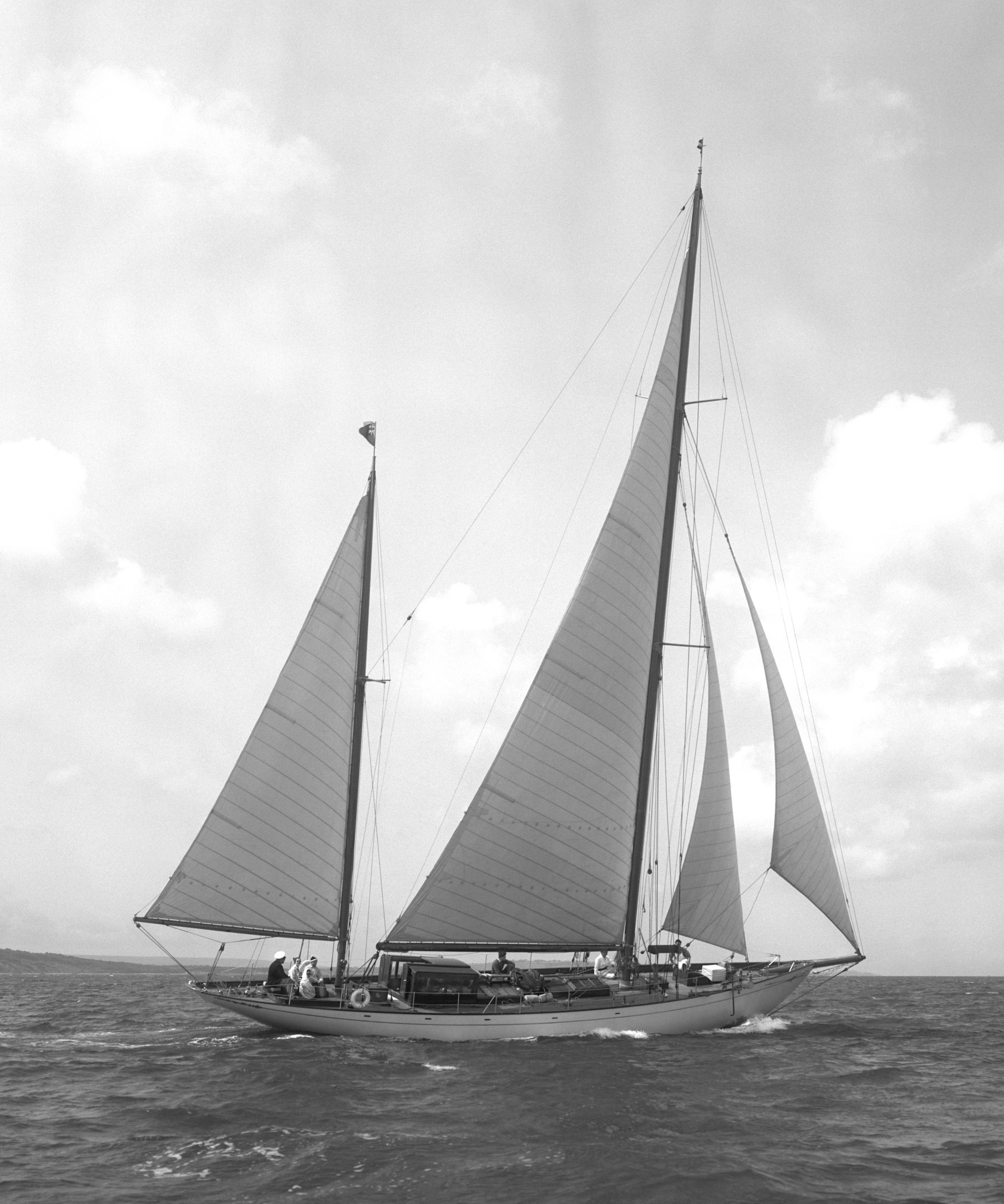 Panerai Radiomir Eilean brings together the lineage of two iconic 1936 ...