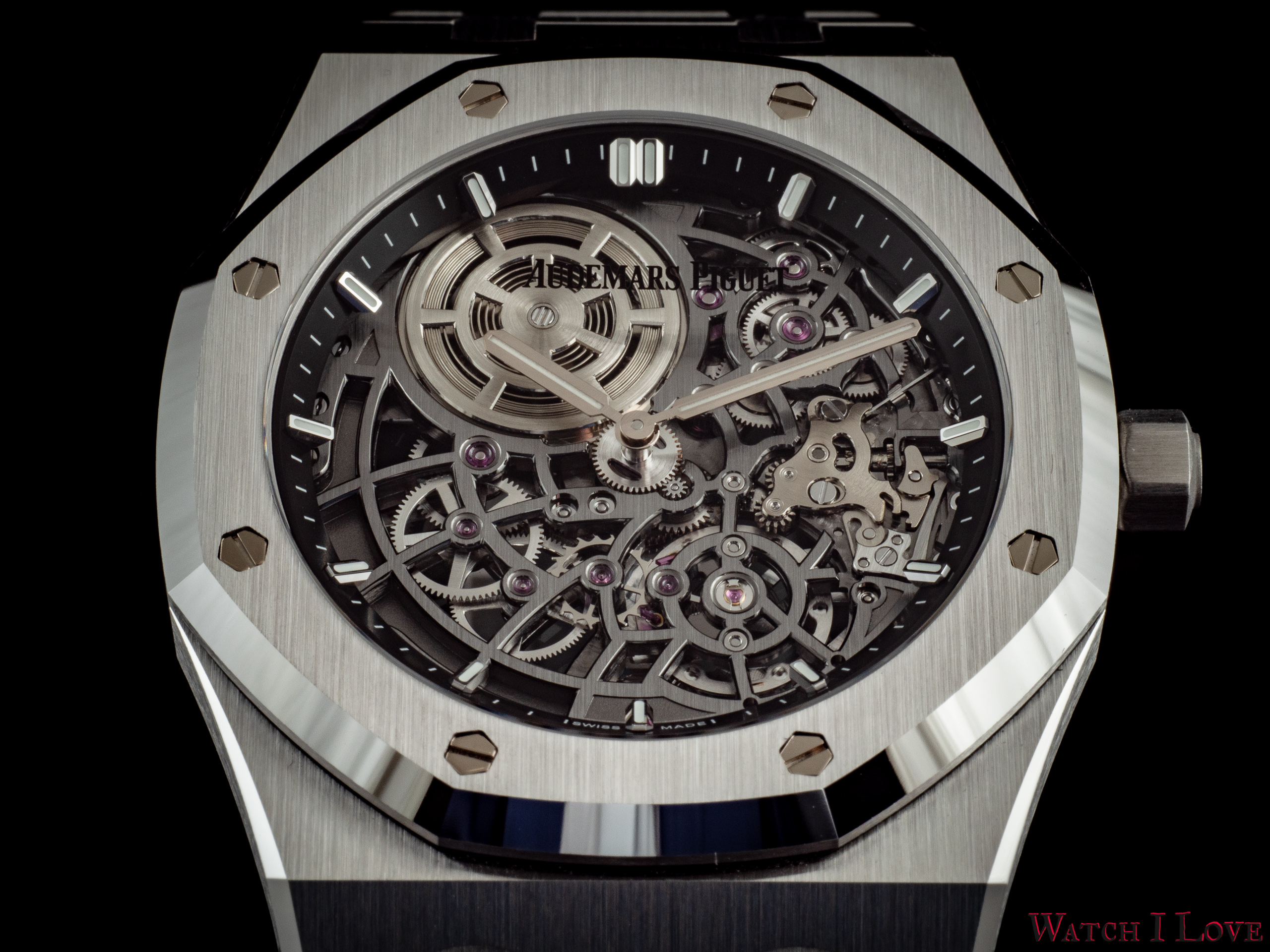 Review Audemars Piguet Royal Oak Jumbo ExtraThin Openworked - Watch I Love