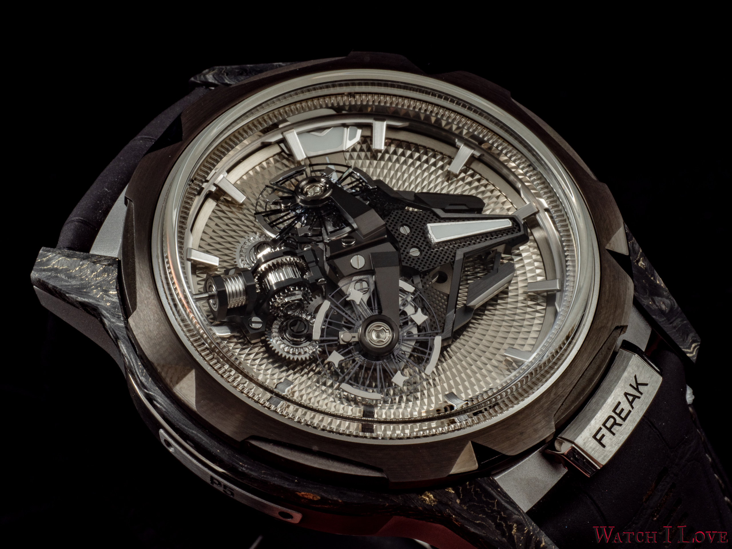 Timeless Beauty and Innovation: The Ulysse Nardin FREAK - Watch I Love