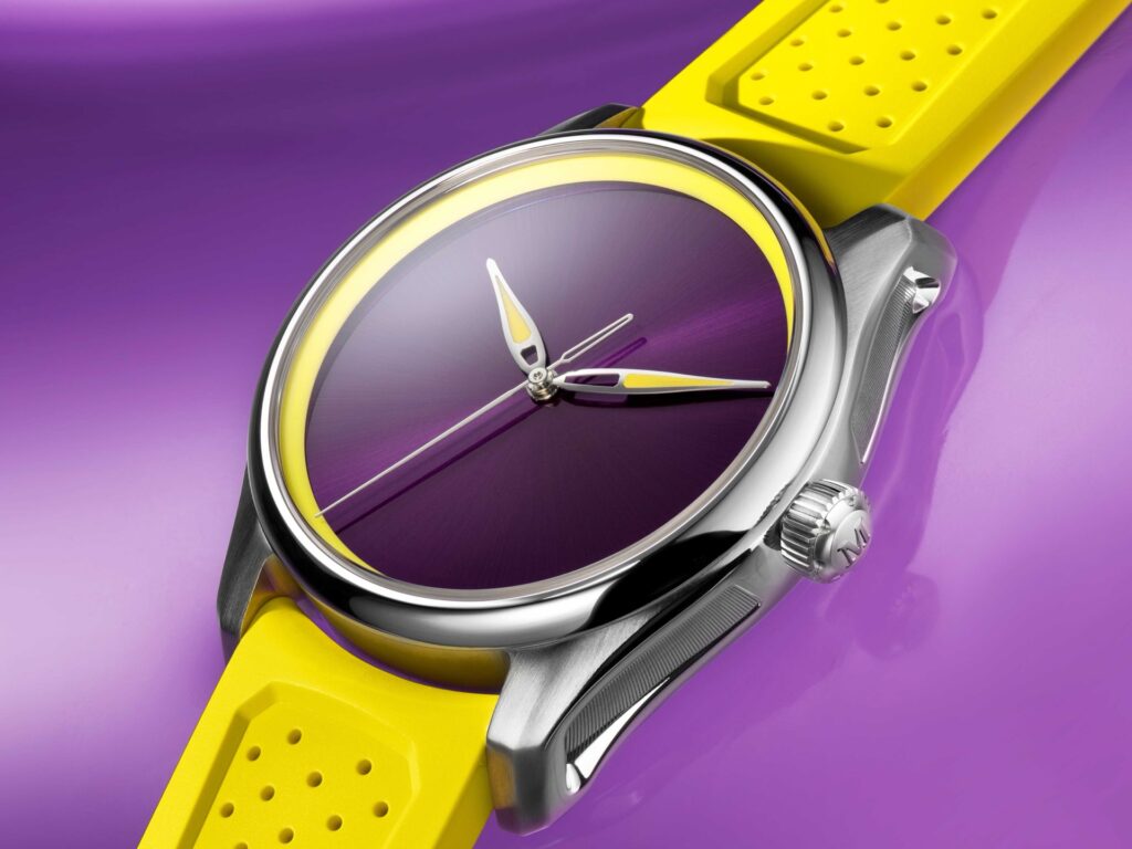 H. Moser & Cie. Pioneer Centre Seconds Sun Berry Features - Watch I Love